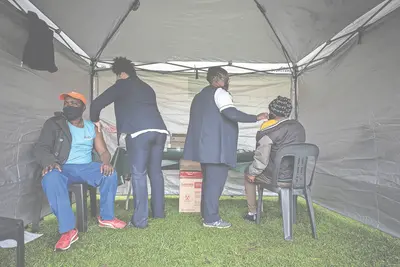 Community health workers are ditching unions