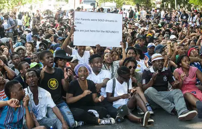 Students occupy #FeesCommission, demand Max Price remove interdict ...