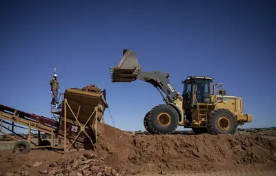 Industry in renewed battle over mining charter