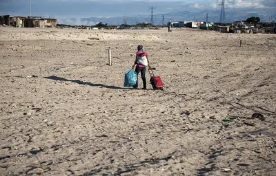The poverty of poor economics