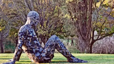 Sturdy walk in sculpture garden