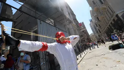 Turkish police retreat from Taksim Square to ease tension