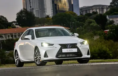 Driving into 2025: Lexus IS 300h