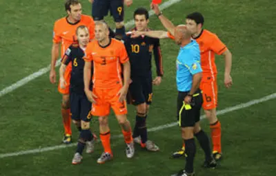 Dutch blame ref for Cup loss